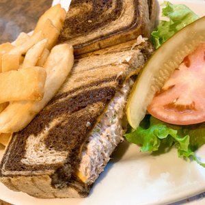 ROB’S MEAT CHOP & DELI - 69 Photos & 136 Reviews - 1102 Fairview Dr ...