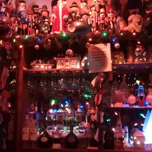 CLEO’S BROWN BEAM TAVERN - 62 Photos & 62 Reviews - Cocktail Bars - 203 ...