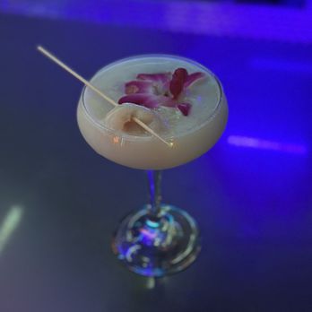 HIGHKEY RAINFOREST ROOFTOP - Updated October 2025 - 377 Photos & 208 ...