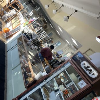 TWO FAT CATS BAKERY - 496 Photos & 355 Reviews - 195 Lancaster St ...