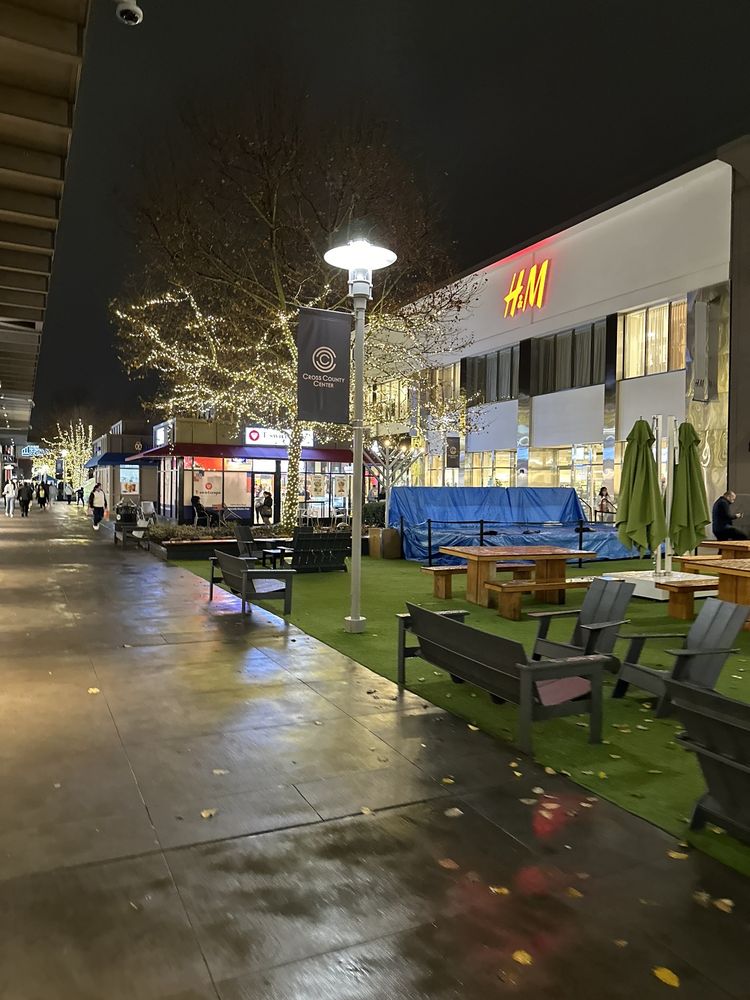 CROSS COUNTY SHOPPING - Updated October 2025 - 183 Photos & 104 Reviews ...