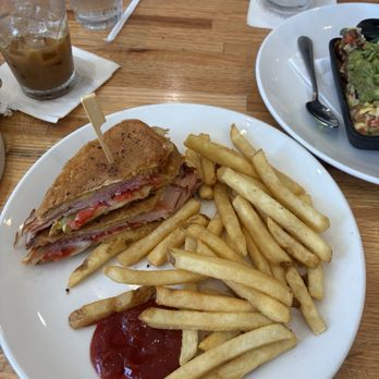 BIG BAD BREAKFAST - DURHAM - Updated December 2025 - 89 Photos & 106 ...