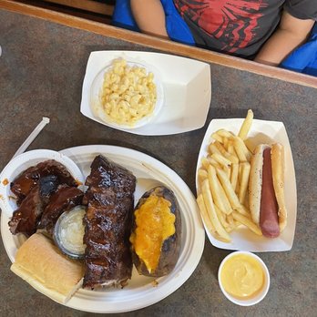 THE PATIO - Updated July 2024 - 141 Photos & 210 Reviews - 9100 S ...