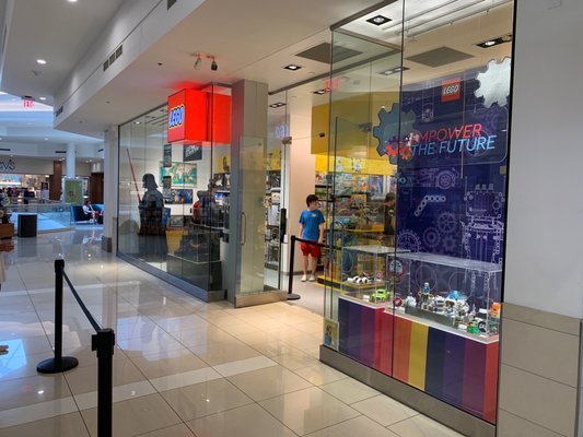 THE LEGO STORE - Updated November 2025 - 28 Photos & 18 Reviews - 7875 ...