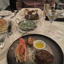 MORTON’S THE STEAKHOUSE - Updated December 2025 - 264 Photos & 306 ...