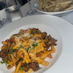MC KITCHEN - 510 Photos & 393 Reviews - 4141 NE 2nd Ave, Miami, FL ...
