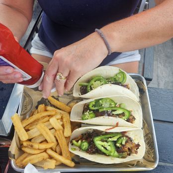 TC HOOLIGANS - GREECE - Updated April 2025 - 161 Photos & 191 Reviews ...