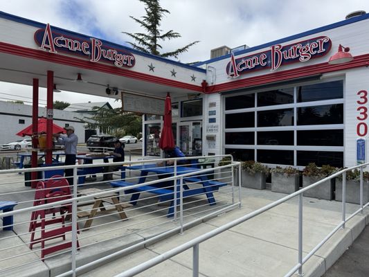 ACME BURGER - PETALUMA WEST - Updated October 2025 - 76 Photos & 123 ...