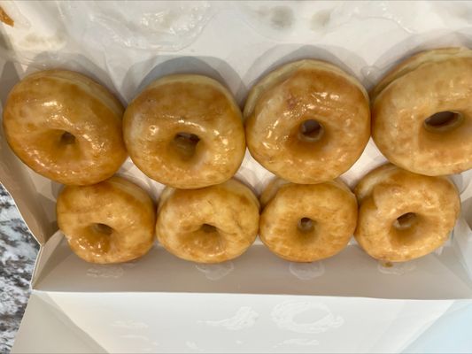 TOWN DONUT & BREAKFAST - Updated October 2025 - 29 Photos & 19 Reviews ...