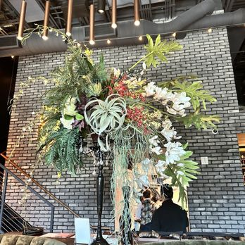 WARREN - NAPLES - Updated April 2025 - 120 Photos & 81 Reviews - 111 ...