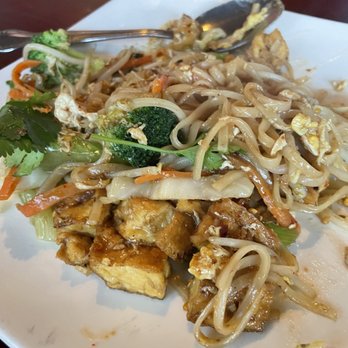 SQUARE LOTUS - 723 Photos & 813 Reviews - 3540 Factoria Blvd SE ...