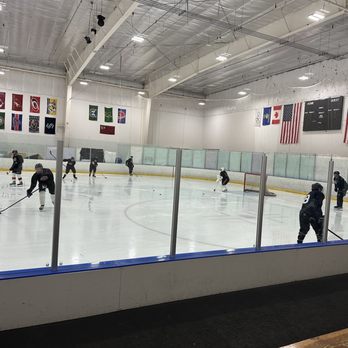 WINTERHAWKS ICE CENTER - Updated October 2025 - 65 Photos & 64 Reviews ...