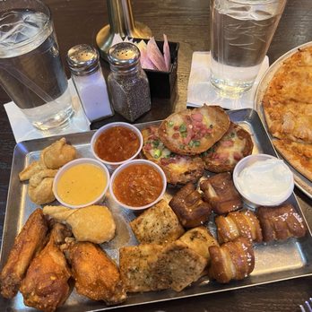 HELEN FITZGERALDS - Updated December 2025 - 246 Photos & 286 Reviews ...