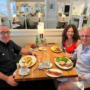 1310 KITCHEN & BAR - 1310 Wisconsin Ave NW, Washington, District of ...