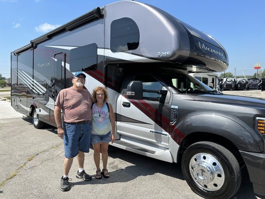 MCKEE RV - Updated December 2025 - 137 Photos & 61 Reviews - 400 1st ...