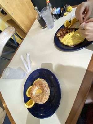 ONE WORLD CAFE - Updated August 2025 - 185 Photos & 405 Reviews - 100 W ...