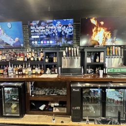 DIORIO’S PIZZA & PUB - Updated July 2025 - 45 Photos & 34 Reviews ...