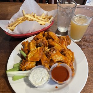 RUNYON’S - 133 Photos & 228 Reviews - 107 Washington Ave N, Minneapolis ...