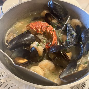 SPAIN INN - Updated November 2024 - 97 Photos & 129 Reviews - 1707 W ...