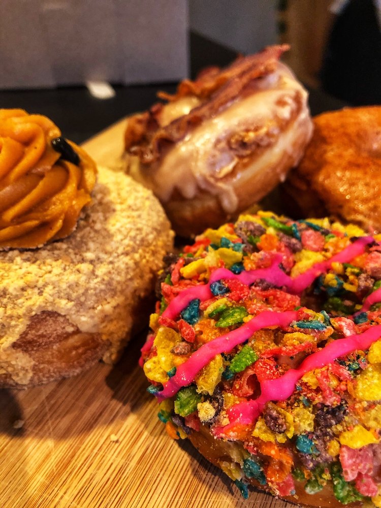 DIABLO DOUGHNUTS - 657 Photos & 361 Reviews - 7698 Belair Rd, Baltimore ...