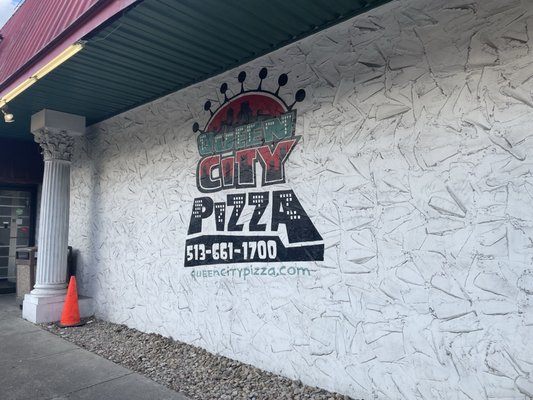 QUEEN CITY PIZZA - Updated September 2025 - 26 Photos & 72 Reviews ...