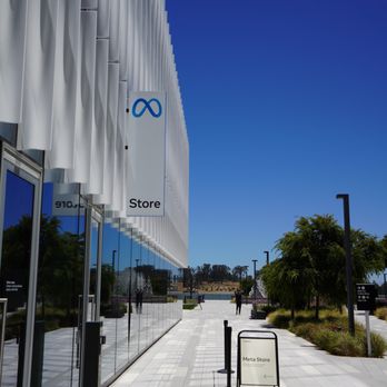 META STORE - Updated January 2026 - 24 Photos & 11 Reviews - 322 ...