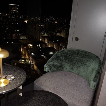 THE VIEW LOUNGE - Updated July 2025 - 3210 Photos & 2043 Reviews - 780 ...