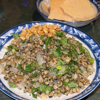 TRUONG TIEN RESTAURANT - Updated July 2024 - 409 Photos & 102 Reviews ...