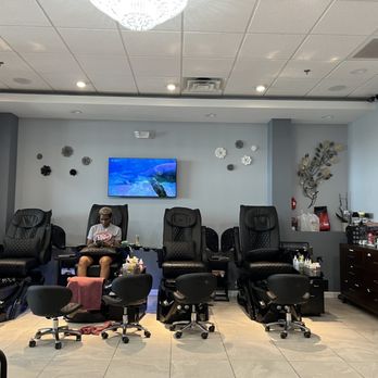 BK NAILS AND SPA - Updated October 2025 - 12 Photos & 15 Reviews - 506 ...