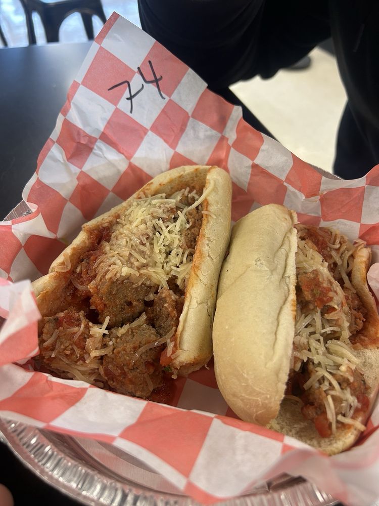 THE PUSHCART CAFE - Updated June 2026 - 32 Photos & 87 Reviews - 1777 ...