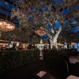 RH ROOFTOP RESTAURANT AT RH DALLAS - Updated July 2025 - 1310 Photos ...