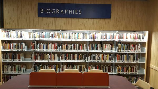 KINGSGATE LIBRARY - Updated October 2025 - 26 Photos & 25 Reviews ...