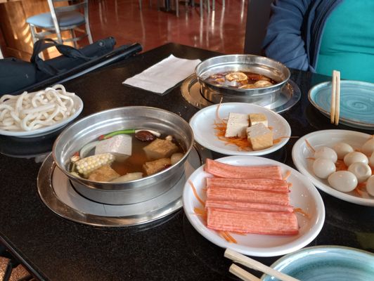 HOT SPOT LOWELL - Updated July 2024 - 17 Photos & 14 Reviews - 131 ...