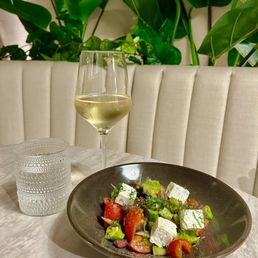 AMAVI RESTAURANT - Updated March 2025 - 105 Photos & 32 Reviews - 4 E ...