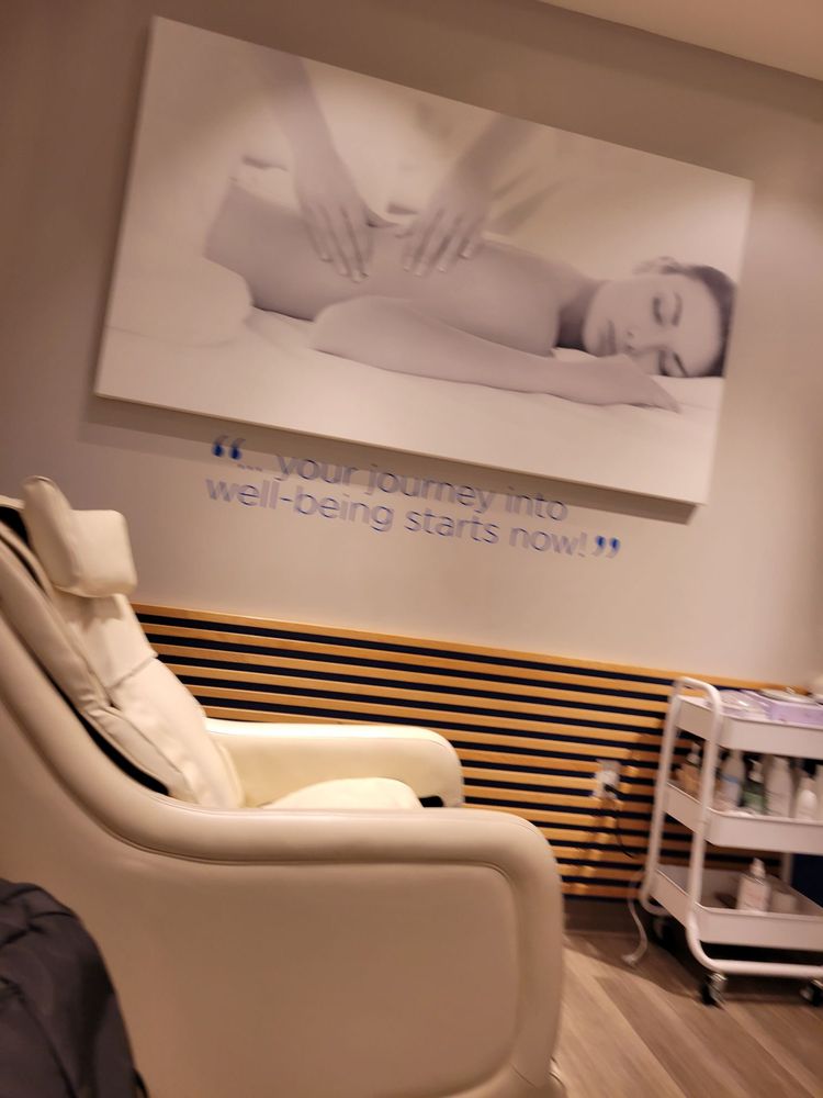 BE RELAX SPA - 16 Photos & 85 Reviews - John F Kennedy International ...