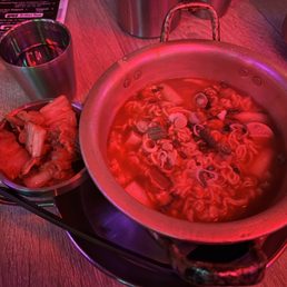 POCHA HOUSE - Updated December 2025 - 912 Photos & 344 Reviews - 1910 Q ...