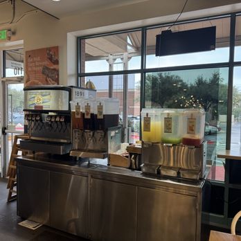 MODERN MARKET EATERY - Updated October 2025 - 453 Photos & 438 Reviews ...