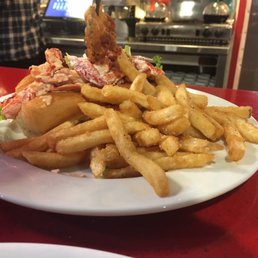 ROUNDABOUT DINER & LOUNGE - 367 Photos & 579 Reviews - 580 US Hwy 1 ...