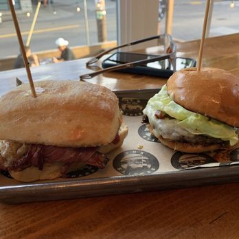 PDX SLIDERS - Updated April 2025 - 897 Photos & 1244 Reviews - 1605 SE ...