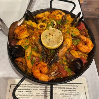 VALENCIA - Updated May 2025 - 71 Photos & 66 Reviews - 315 N Vermont St ...