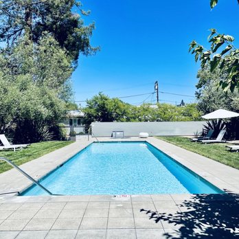 DUCHAMP HOTEL - Updated July 2025 - 40 Reviews - 421 Foss St ...