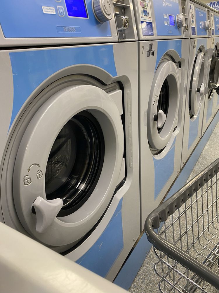 WAVEMAX LAUNDRY - Updated December 2025 - 20 Photos & 36 Reviews ...