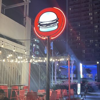 BUNS BURGER SHOP - Updated August 2025 - 327 Photos & 439 Reviews - Av ...