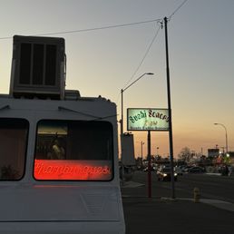 LA HAMBURGUESA - Updated July 2025 - 62 Photos & 46 Reviews - 3555 West ...