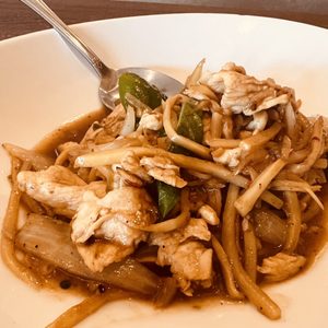 HIW KAOW THAI FOOD TRUCK - Updated April 2025 - 32 Photos & 10 Reviews ...