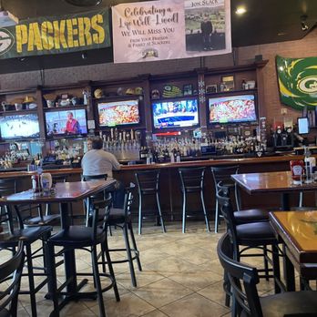 SLACKERS BAR & GRILL - Updated September 2025 - 292 Photos & 321 ...