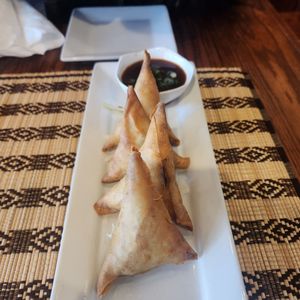 INLAY BURMESE KITCHEN - 297 Photos & 219 Reviews - 500 E Round Grove Rd ...