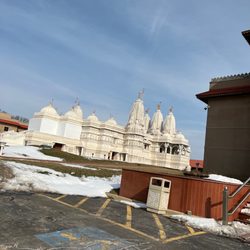 BAPS SHRI SWAMINARAYAN MANDIR, CHICAGO - 215 Photos & 36 Reviews - 1851 ...