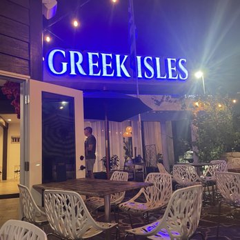 GREEK ISLES GRILLE & TAVERNA - Updated September 2024 - 140 Photos ...