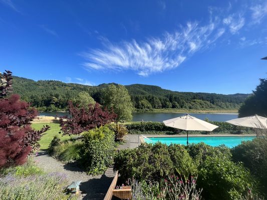 TU TU’ TUN LODGE - 125 Photos & 76 Reviews - 96550 N Bank Rogue River ...